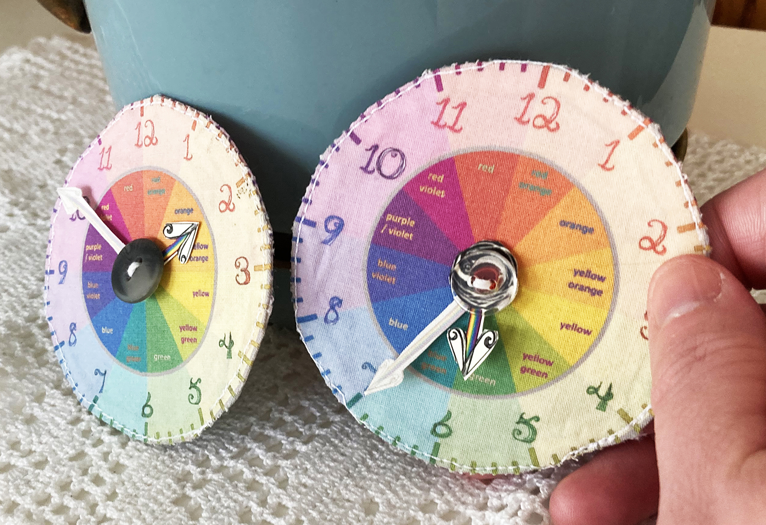 3 DIY Fidget Spinners Telling Time Clock Face Color Wheel Fabric Font ...